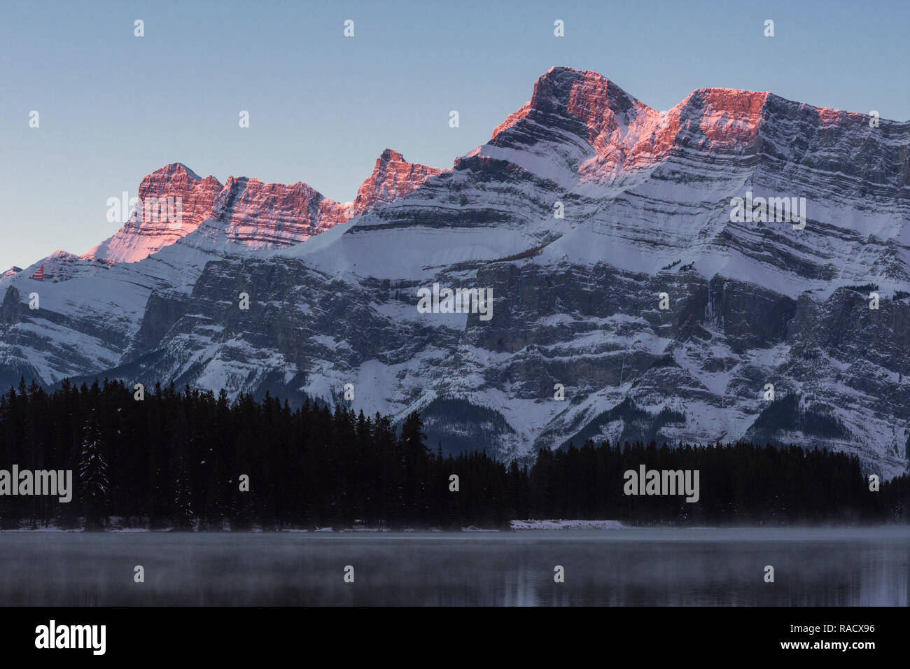 Two Jack Lake sunrise with Mount Rundle, Banff National Park, UNESCO ...