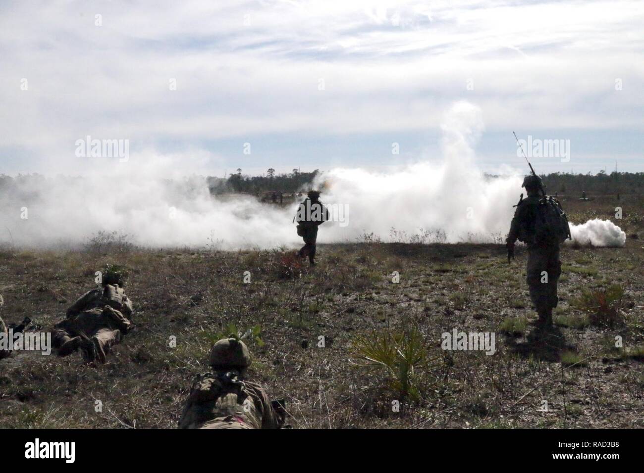 Soldiers assigned to Bravo Company, 3rd Battalion, 15th Infantry ...