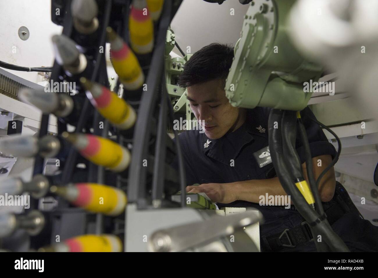 Surface warfare detachment 2 hi-res stock photography and images - Alamy