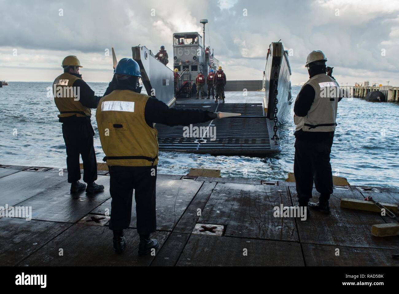 Stern gate marriage hi-res stock photography and images - Alamy