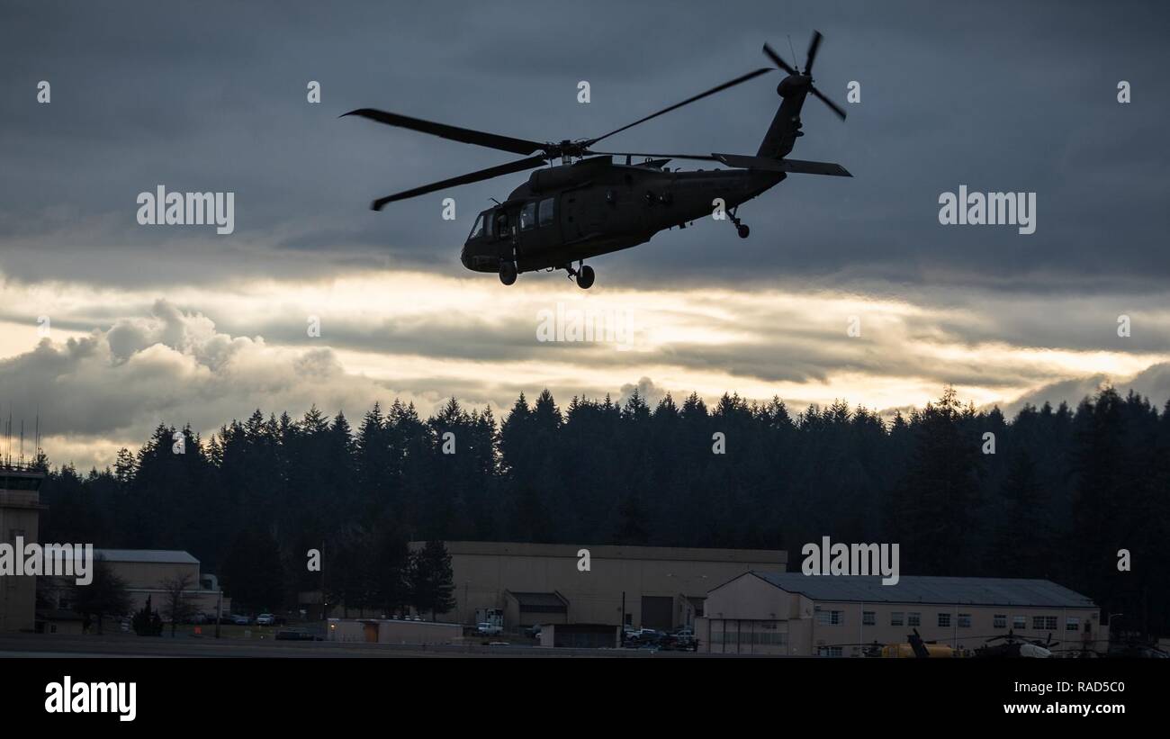 Forward area refueling equipment hi-res stock photography and images ...