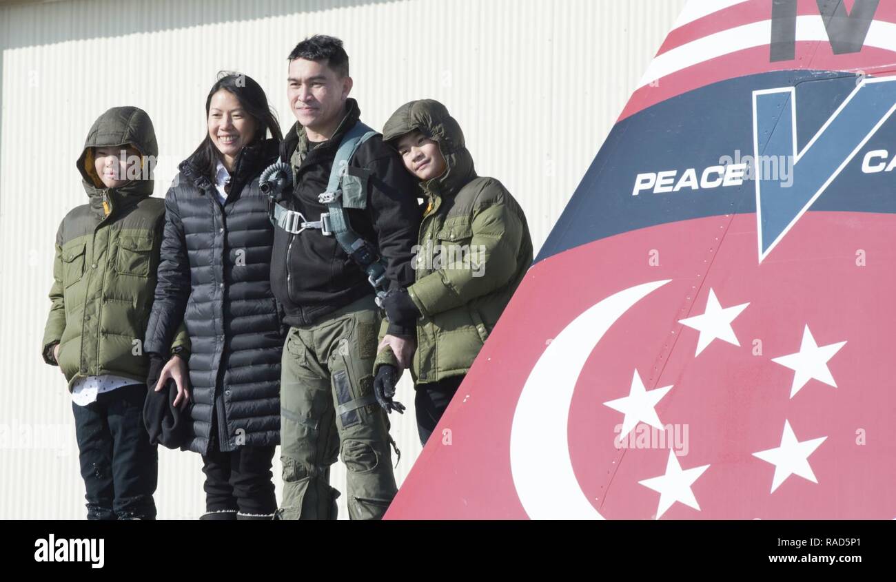 Republic of Singapore Air Force Senior Lieutenant Colonel Tham Yeow Min ...