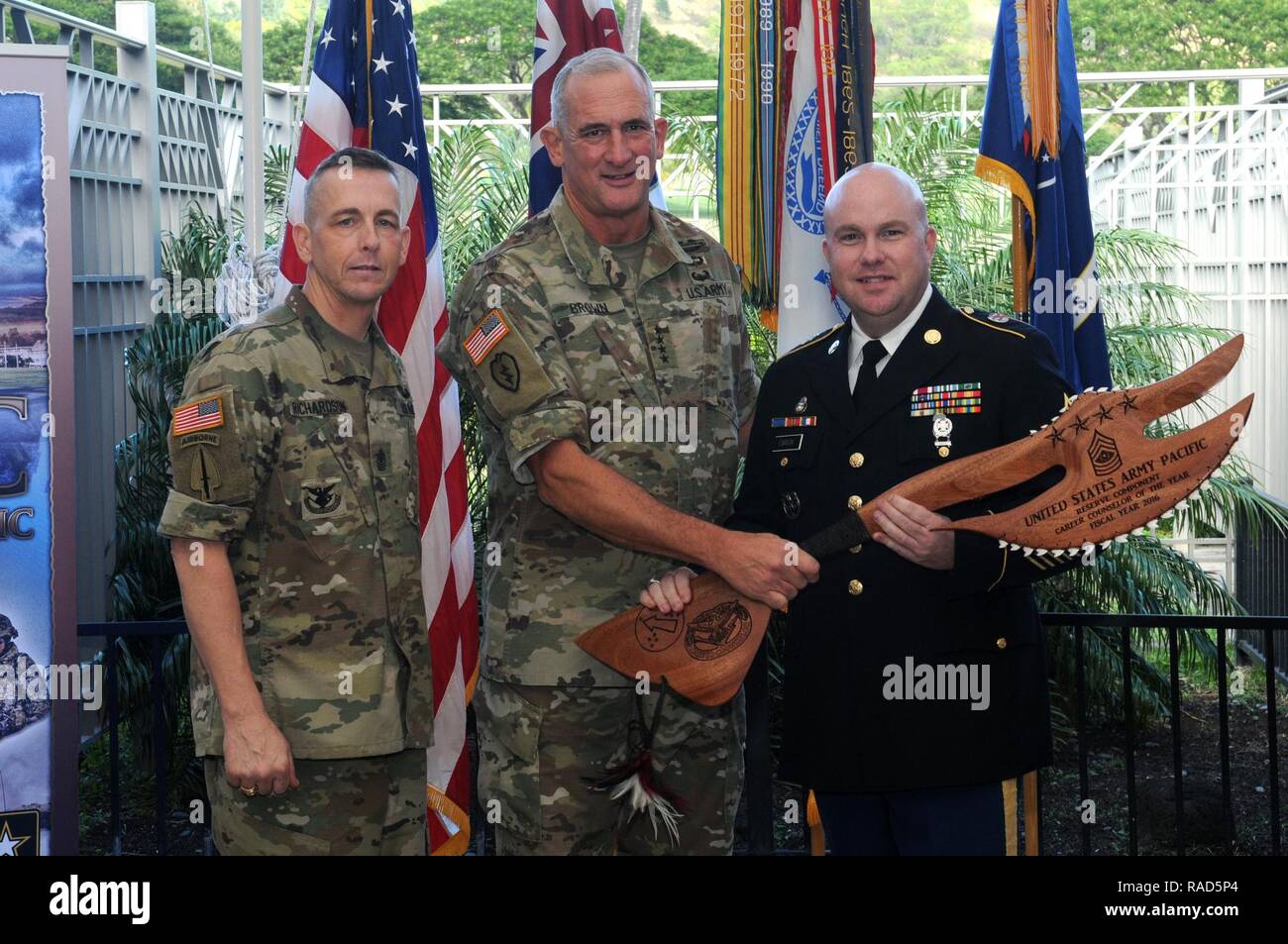 U s army pacific career counselor of the year hi-res stock photography ...