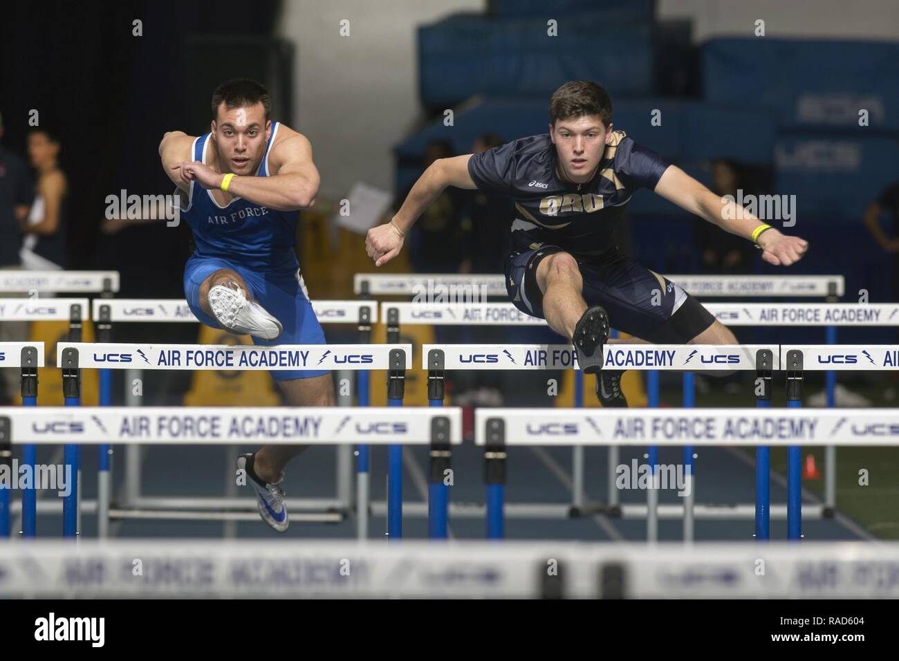 60 meter hurdles hi-res stock photography and images - Alamy