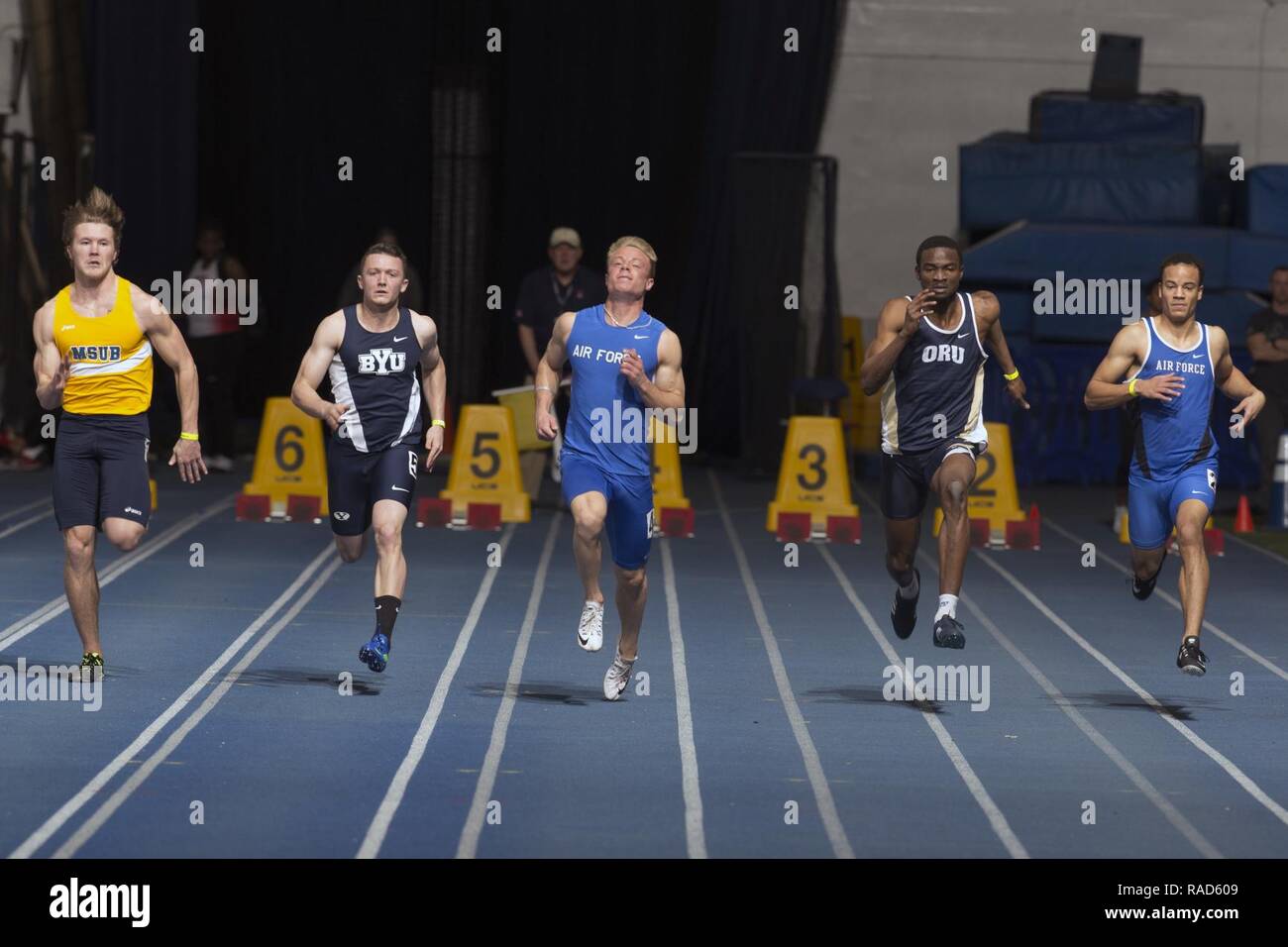 60 Meter Dash High Resolution Stock Photography and Images - Alamy