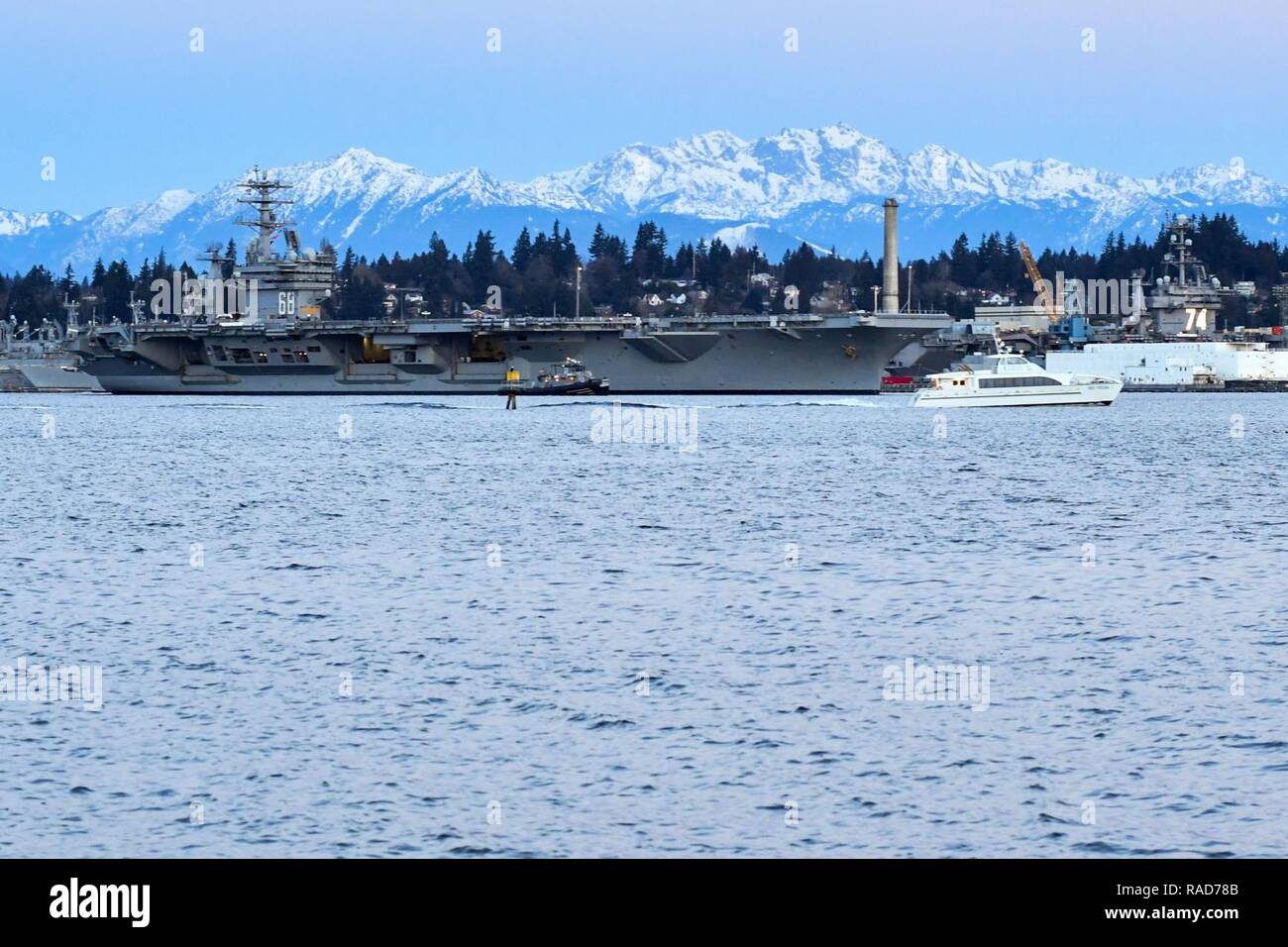 PORT ORCHARD, Wash. (Jan. 31, 2017) USS Nimitz (CVN 68) transits ...