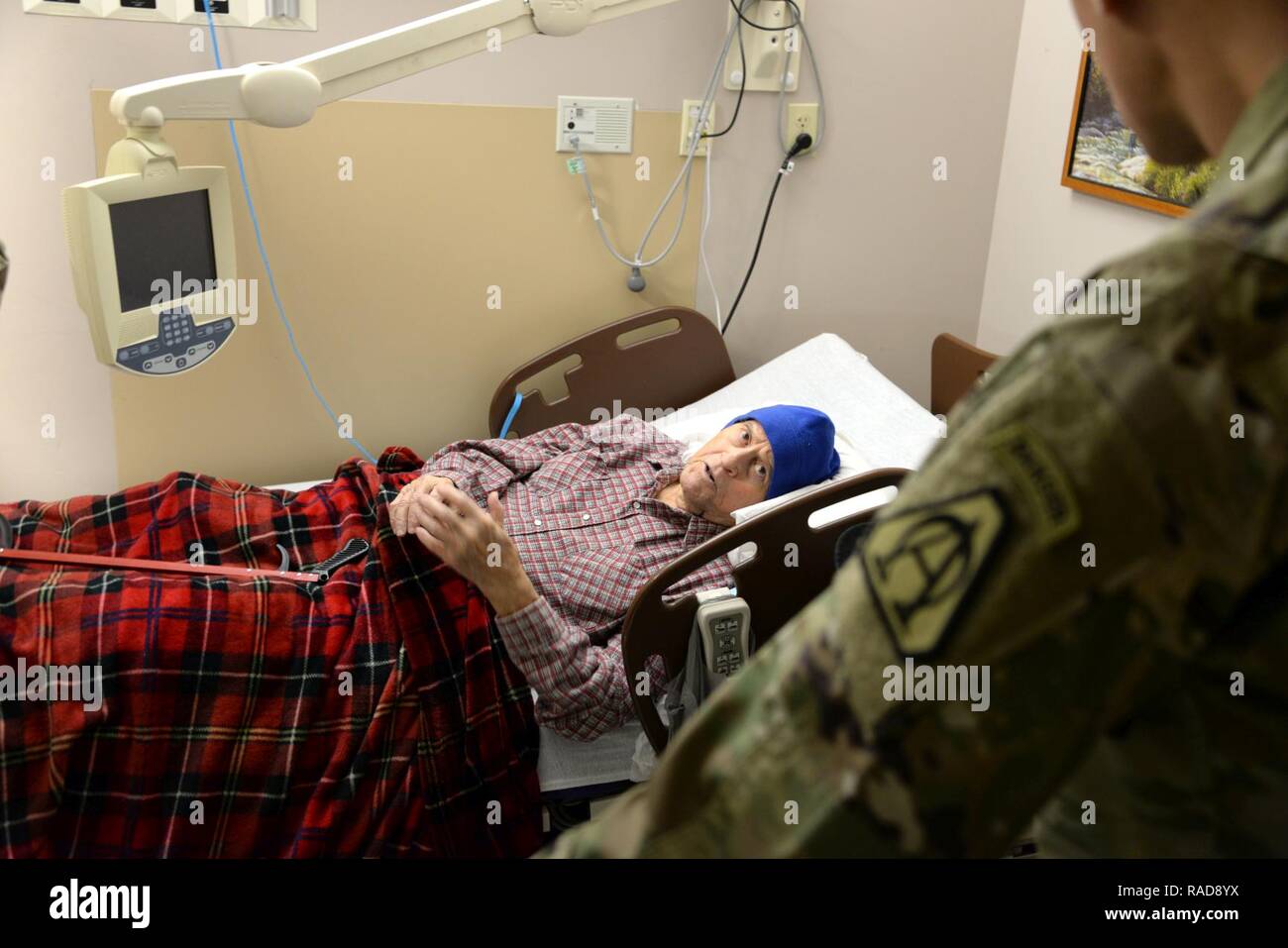 Electronic warfare sensors hi-res stock photography and images - Alamy