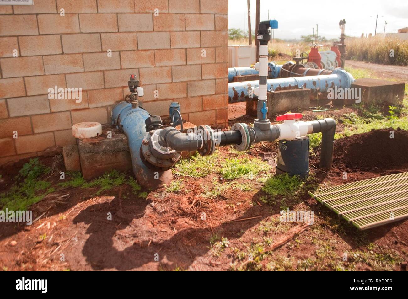 WAHIAWA — Shown here is the connection between the Army’s water supply ...