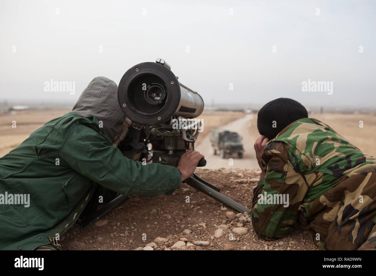 Peshmerga soldiers learn how to use the Milan, anti- tank missile ...