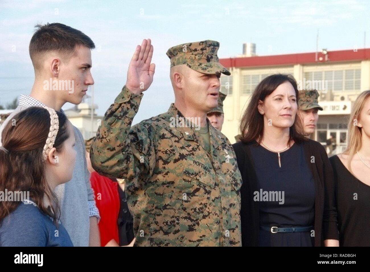 S 35 32 8 hi-res stock photography and images - Alamy