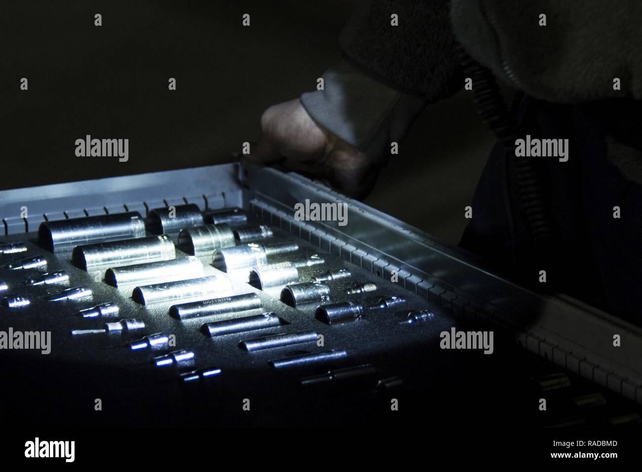 Senior Airman Joshua Sprinkle, 4th Aircraft Maintenance Squadron crew ...