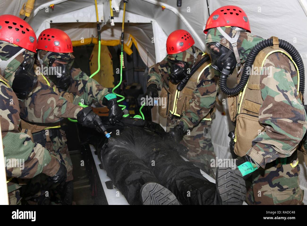 Non ambulatory hi-res stock photography and images - Alamy