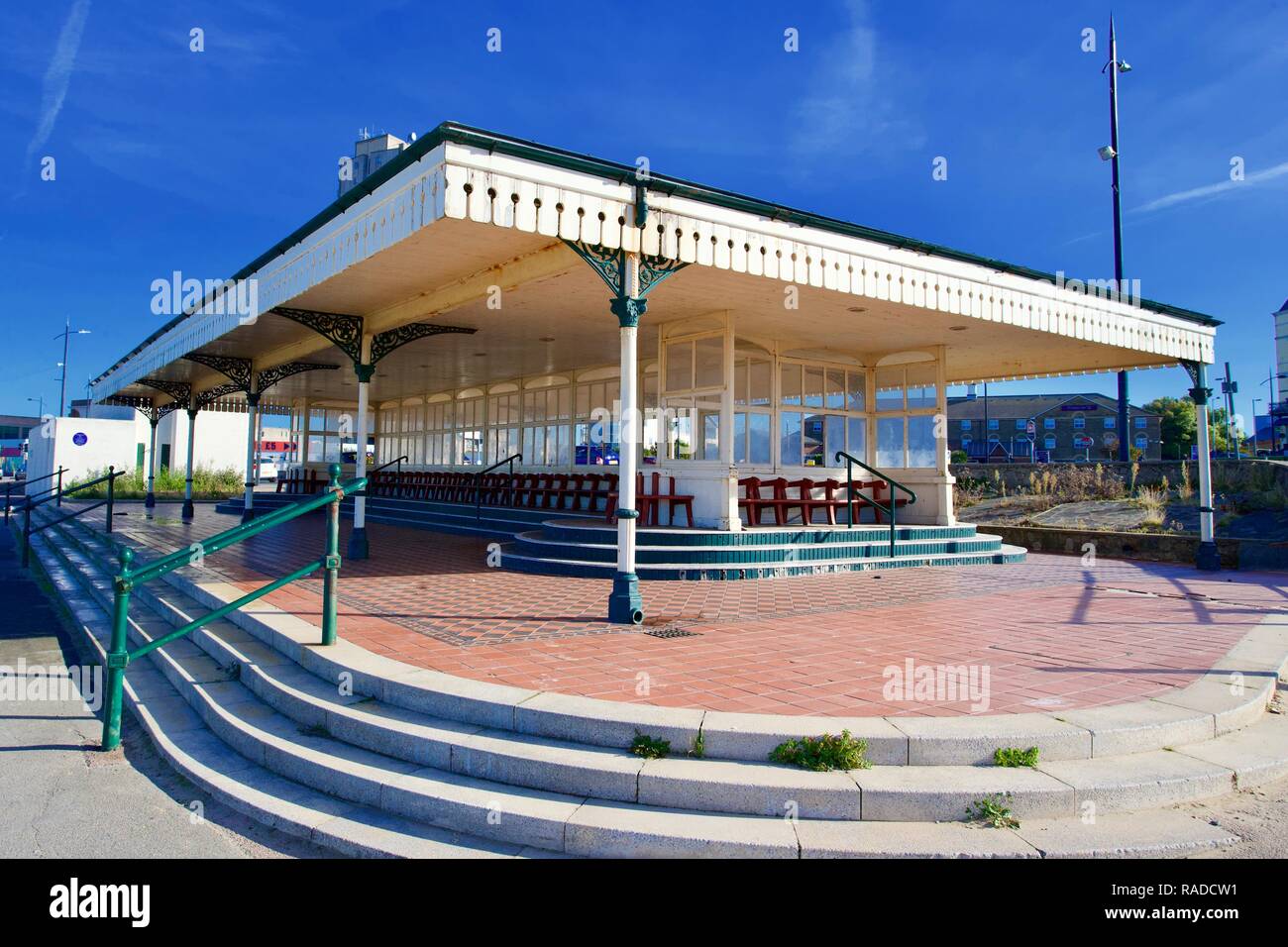 Margate seafront view hi-res stock photography and images - Alamy