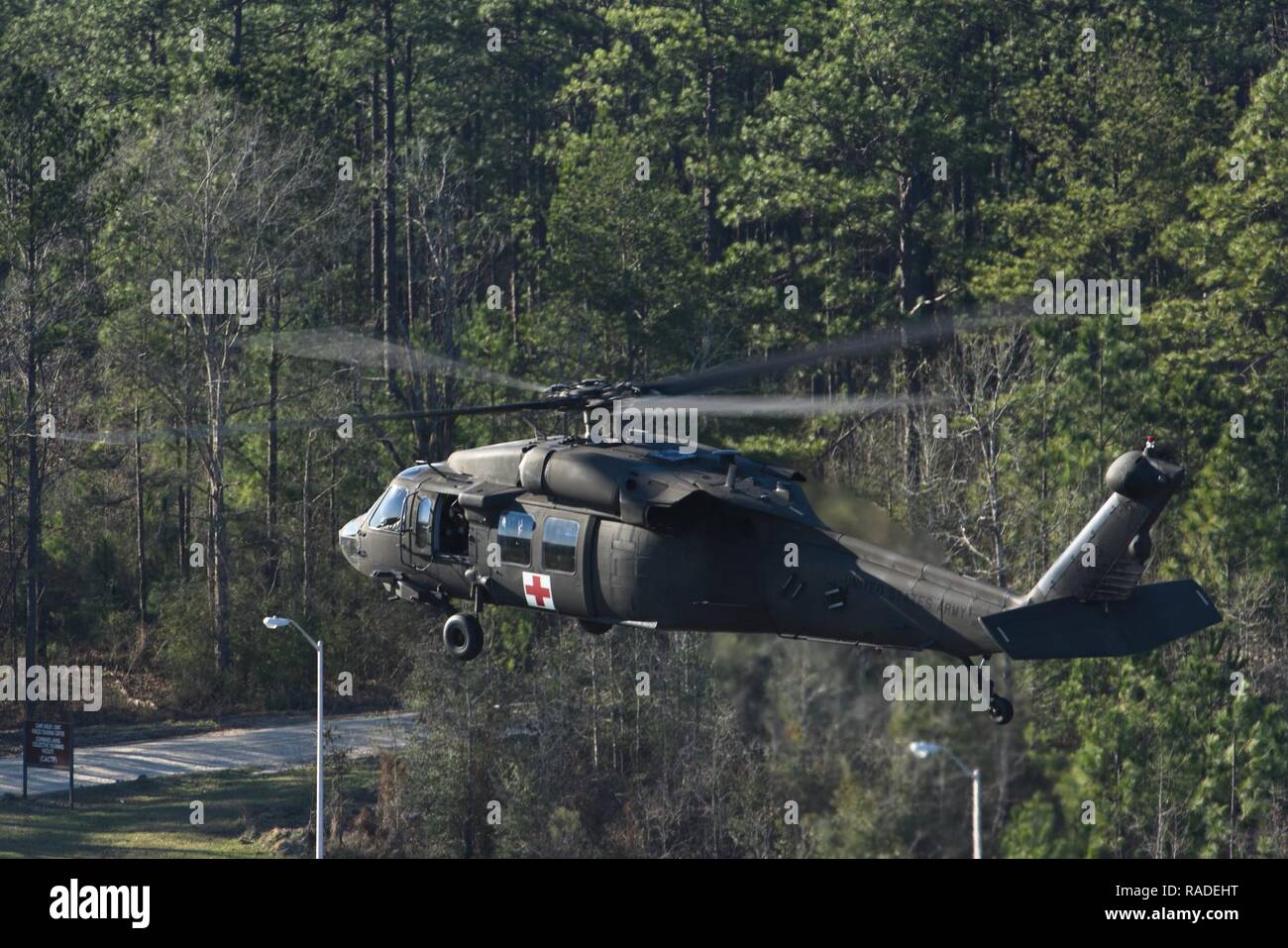 South Carolina National Guard Soldiers and fire department/EMS rescuers ...