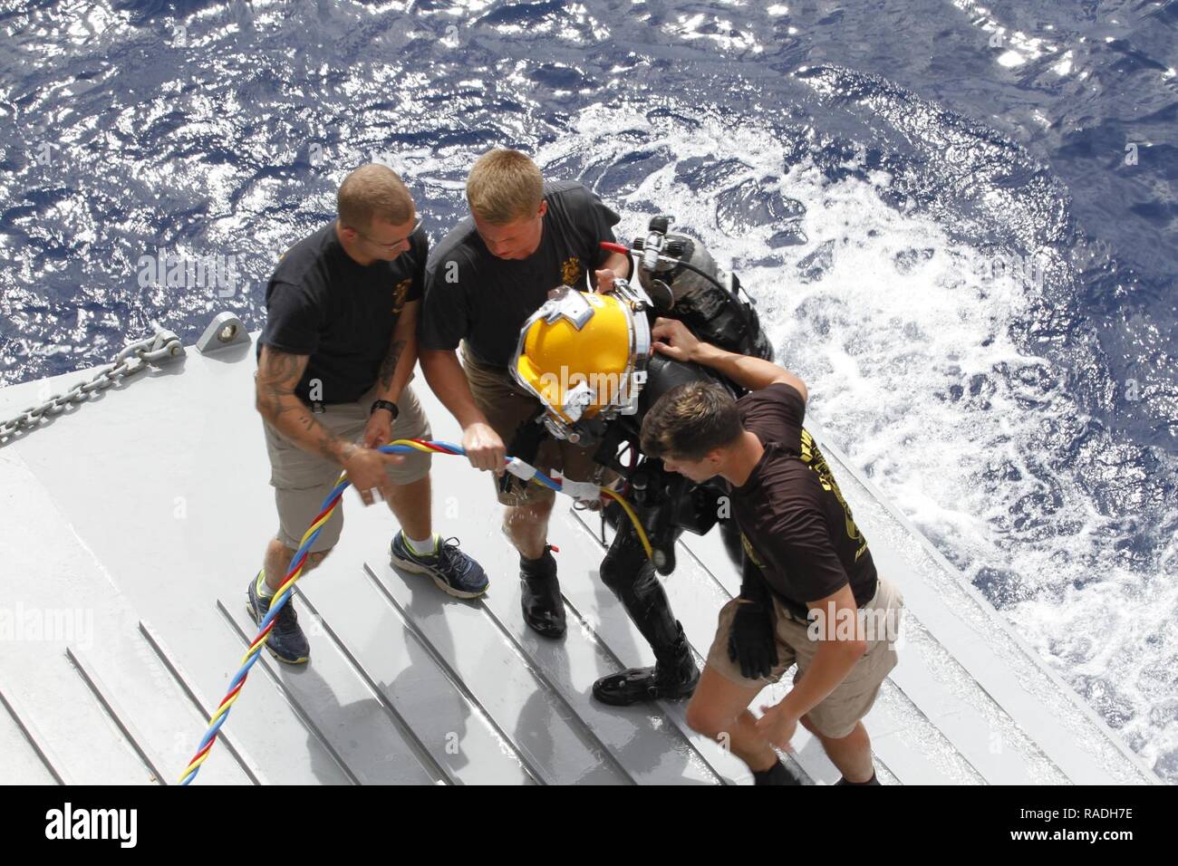 Bunker dive exercise hi-res stock photography and images - Alamy