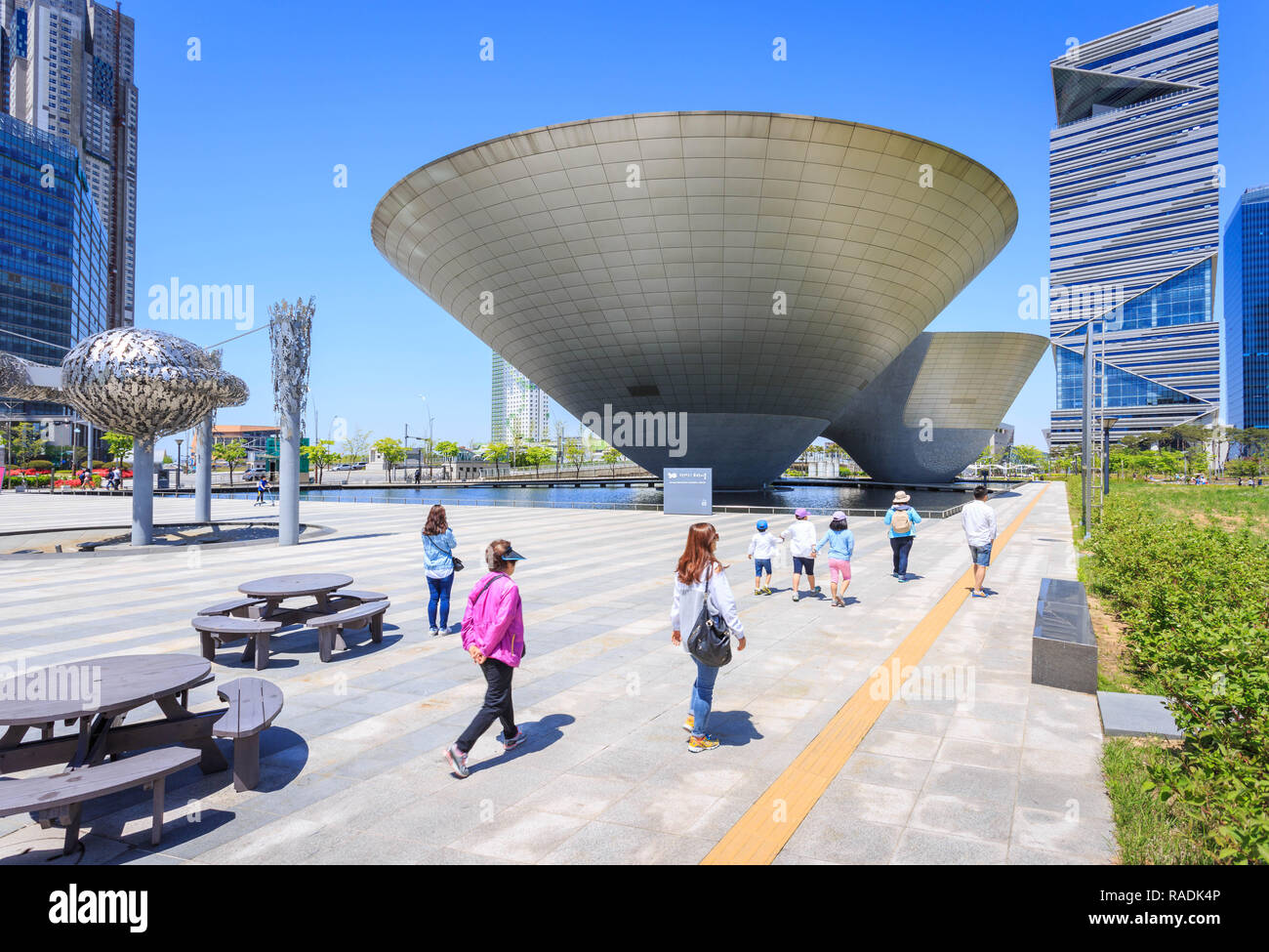 Songdo,South Korea - May 05, 2015: Tri-bowl Building at Central Park in ...