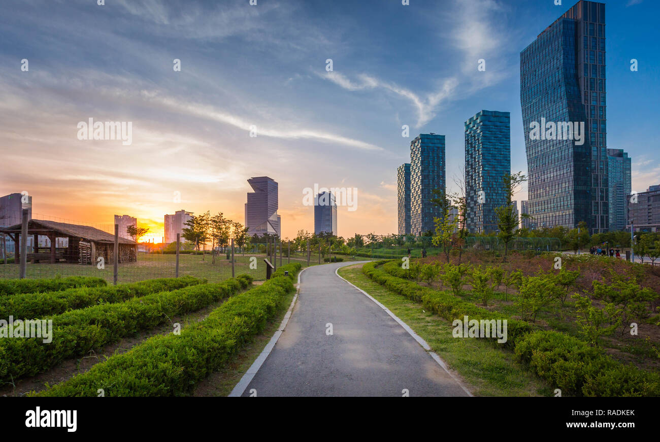 Songdo Central Park in Songdo District, Incheon, South Korea Stock ...