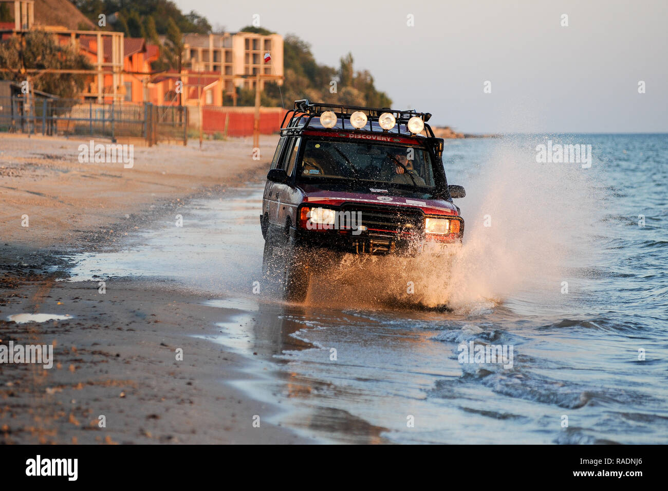 Landrover discovery hi-res stock photography and images - Alamy
