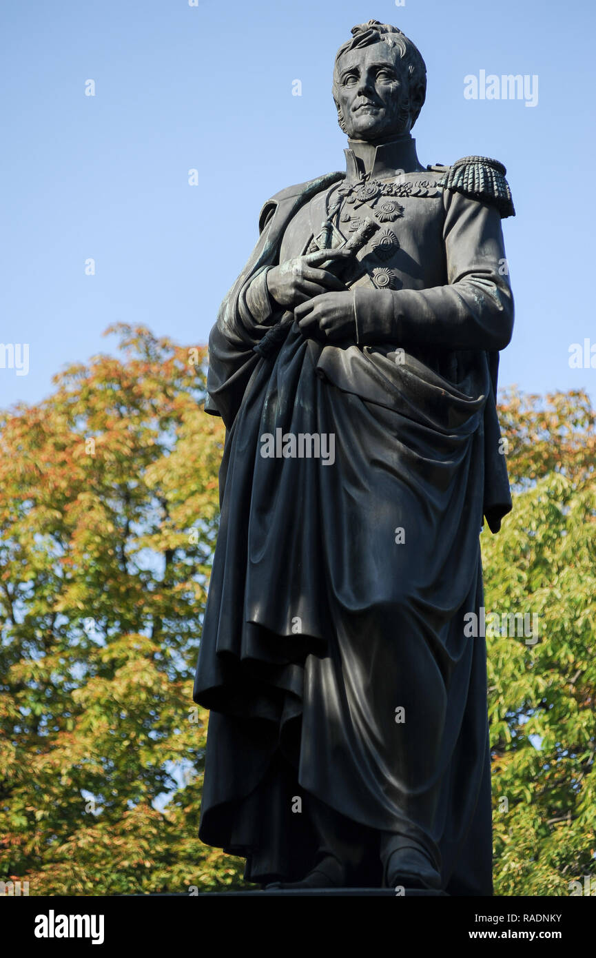 Statue of graf vorontsov hi-res stock photography and images - Alamy