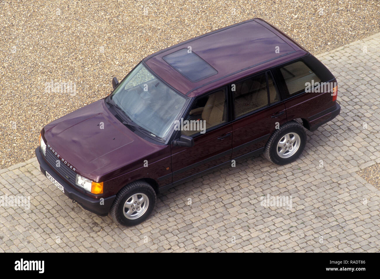 1995 range rover hi-res stock photography and images - Alamy
