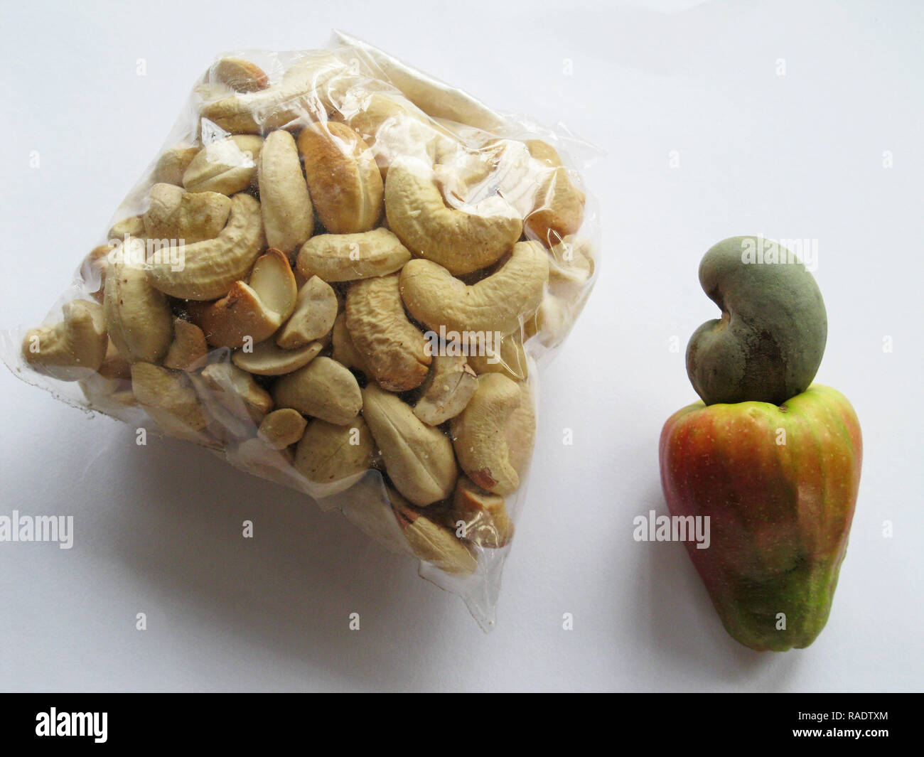 Cashew nuts pack hi-res stock photography and images - Alamy