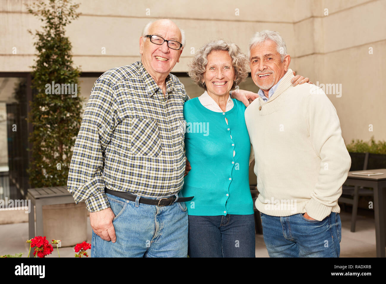 Happy retirement home hi-res stock photography and images - Alamy