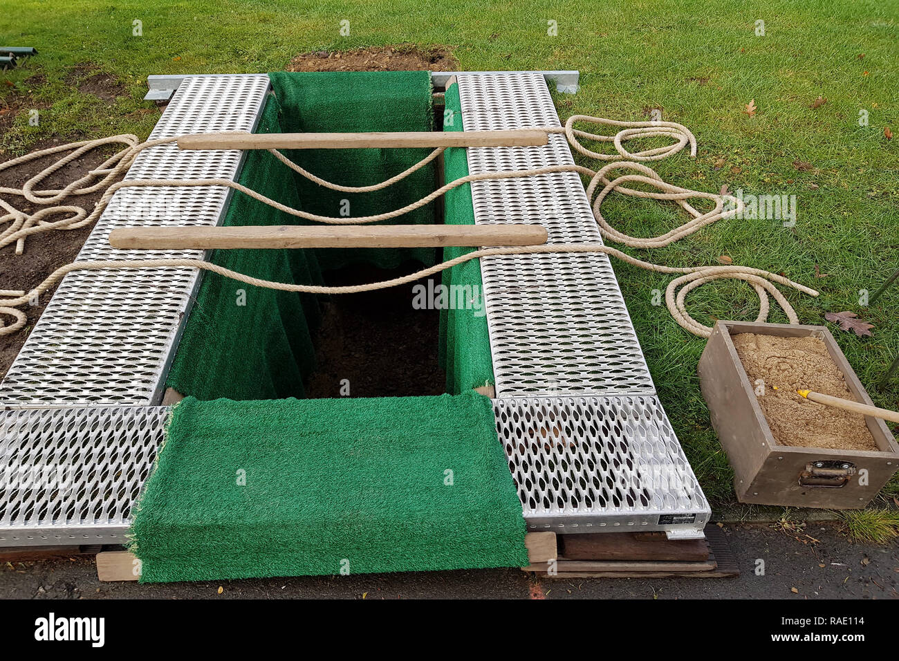 Excavated grave hi-res stock photography and images - Alamy