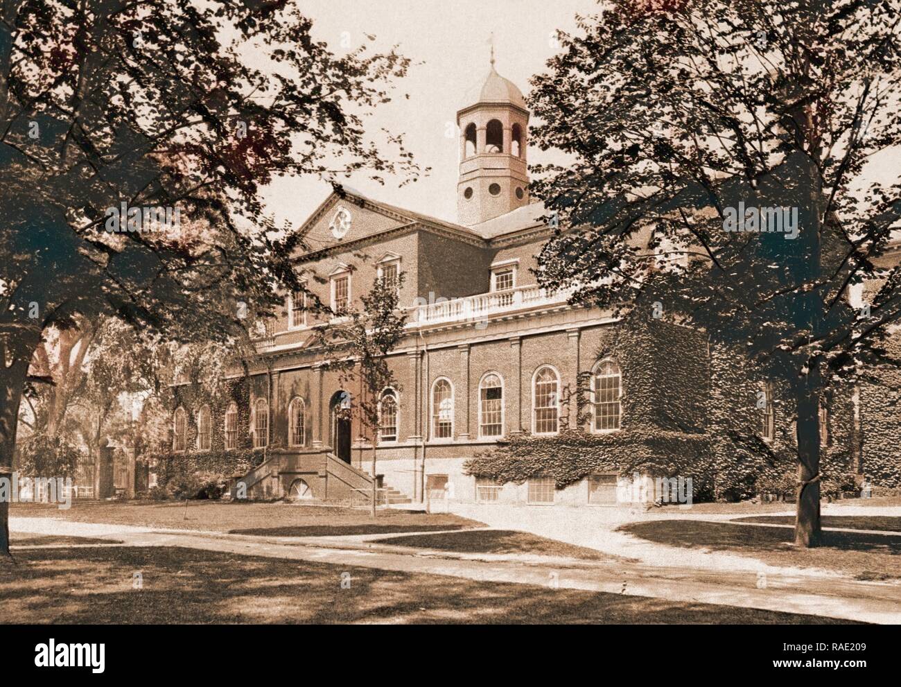 Harvard House, Harvard University, Harvard University, Universities ...