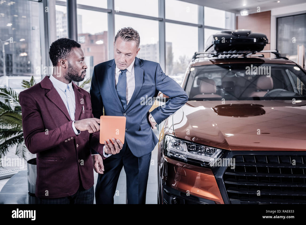 Rich man car hi-res stock photography and images - Alamy