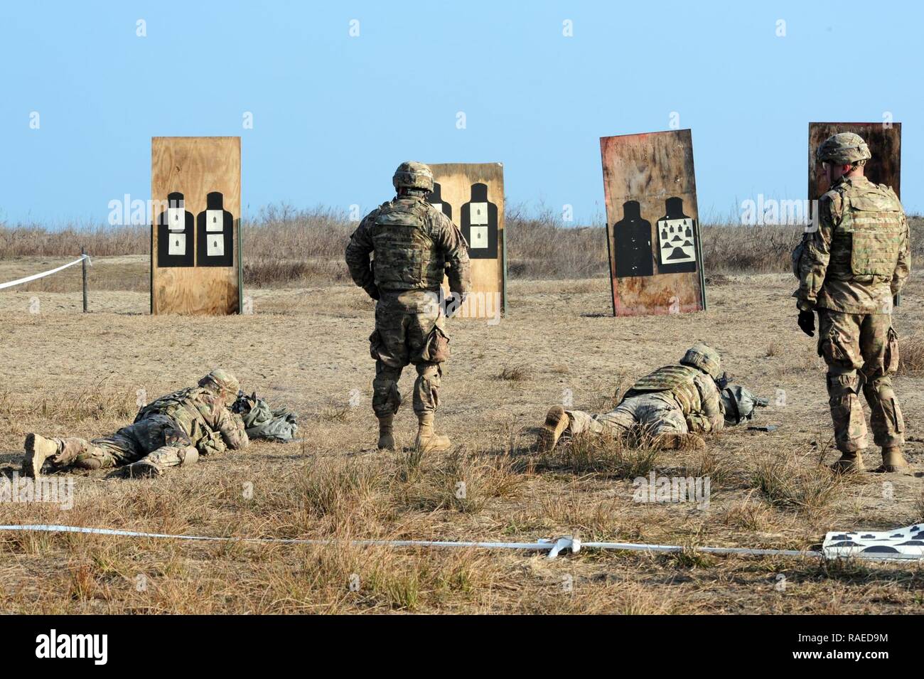U.S. Army Paratroopers from 54th Brigade Engineer Battalion, 173rd ...
