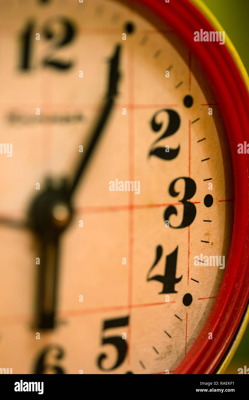 Clock face close up hi-res stock photography and images - Alamy