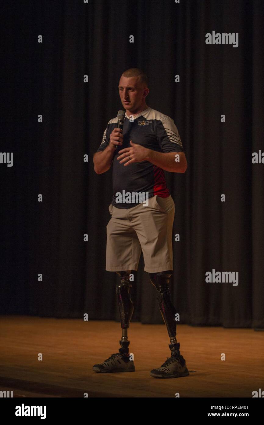 Former U.S. Marine and Paralympic bronze medalist Rob Jones speaks to ...