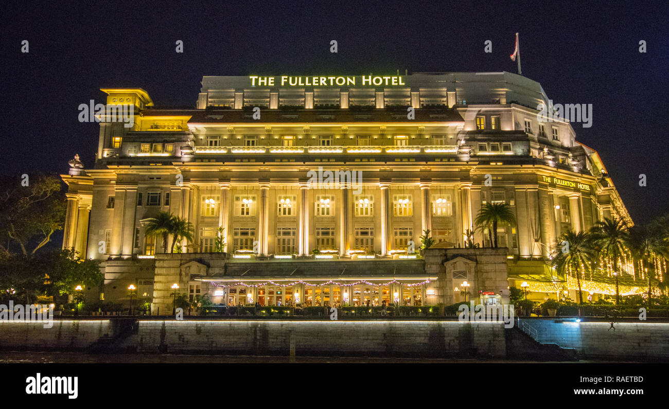 Fullerton Hotel, Singapore Stock Photo - Alamy