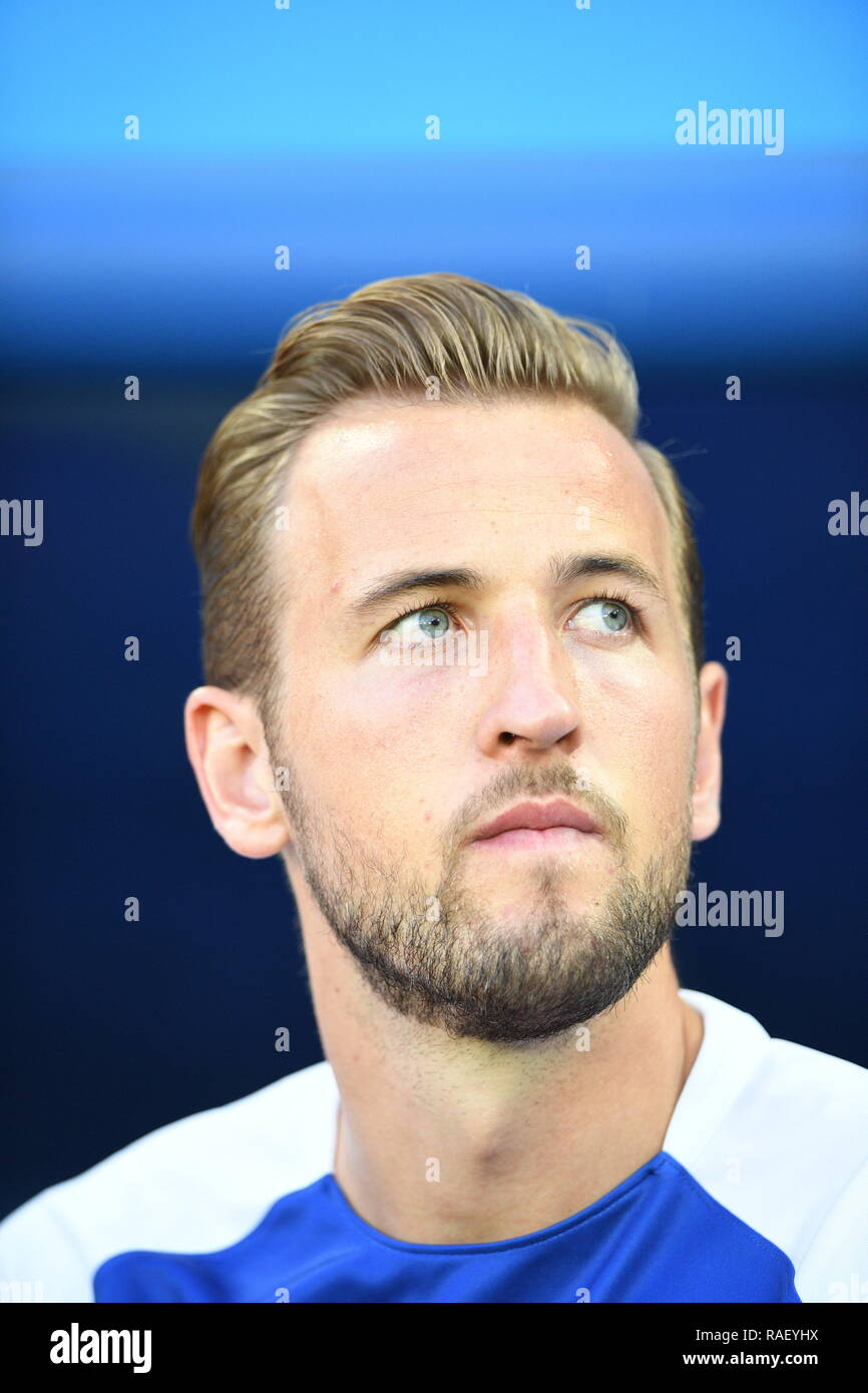 England captain harry kane hi-res stock photography and images - Alamy