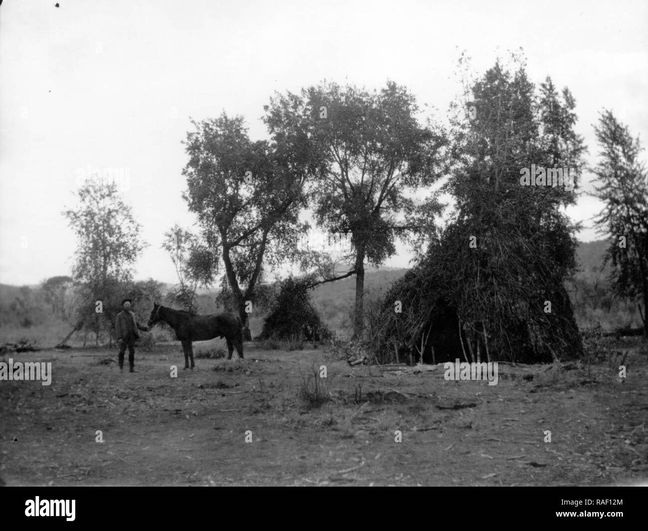 Wickiup, ute hi-res stock photography and images - Alamy