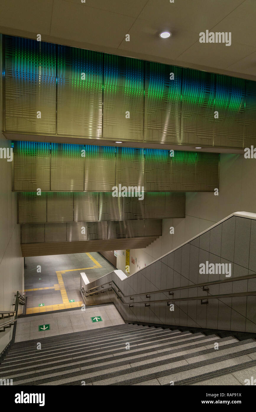 Interior of Toei Oedo Line Kokuritsu-Kyōgijō Station, Shibuya-Ku, Tokyo ...