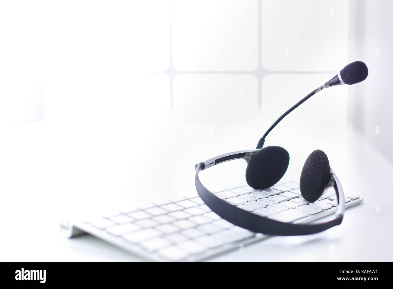 Communication support, call center and customer service help desk. VOIP ...