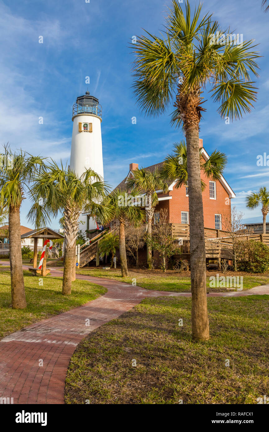 St. George Island Lighthouse Museum & Gift Shop on St George Island in ...