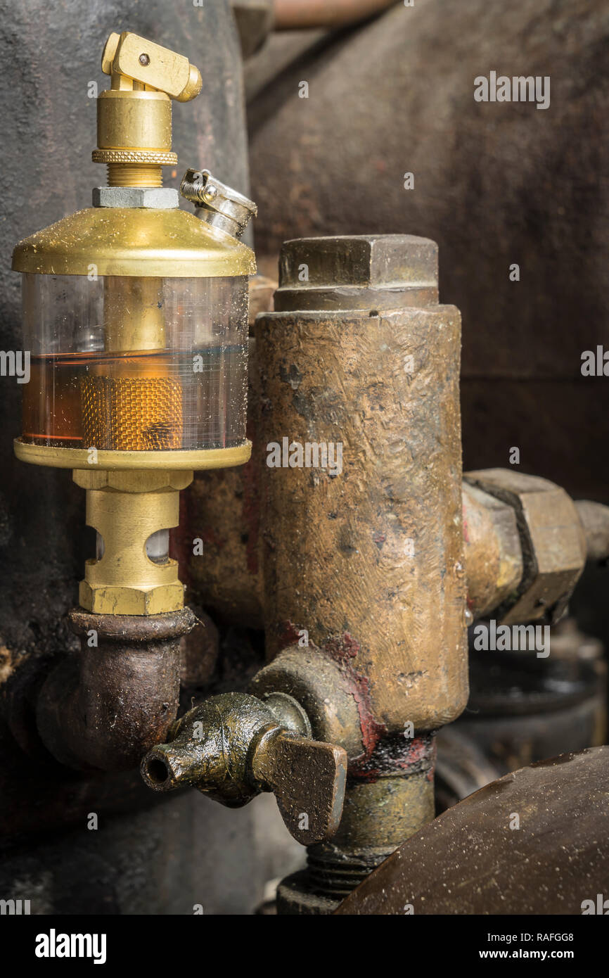 Oiling unit on a historic engine Stock Photo - Alamy