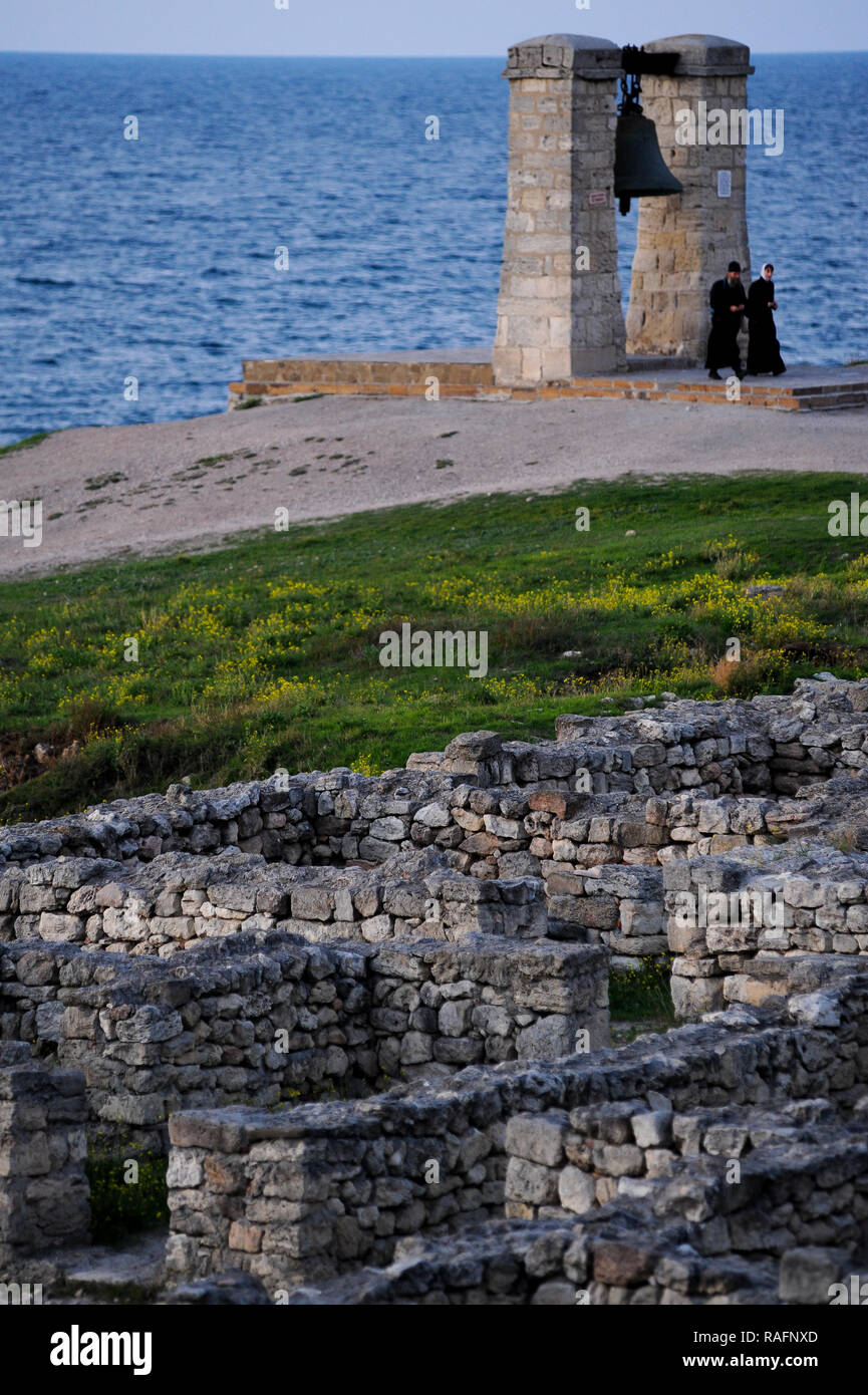 Bell of Chersonesos in ancient Greek theatre from III century BC ...