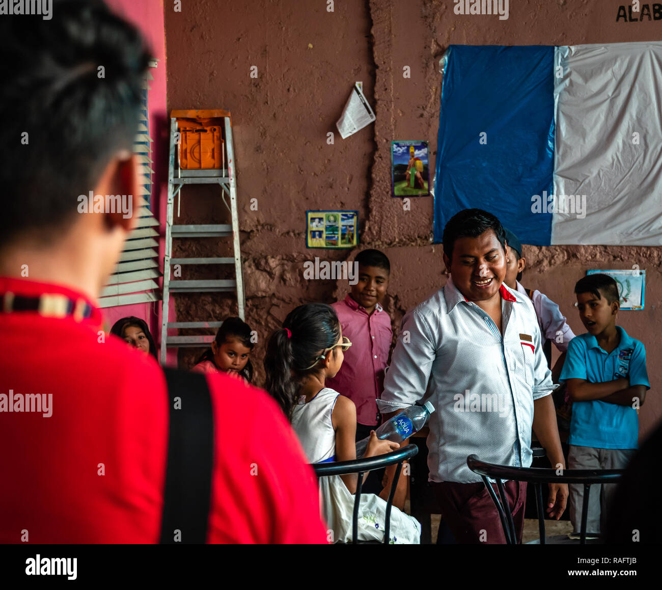 latin children playing games in Guatemala Stock Photo - Alamy