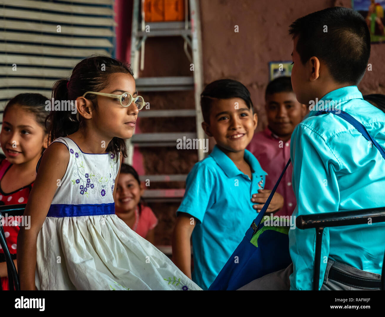 latin children playing games in Guatemala Stock Photo - Alamy