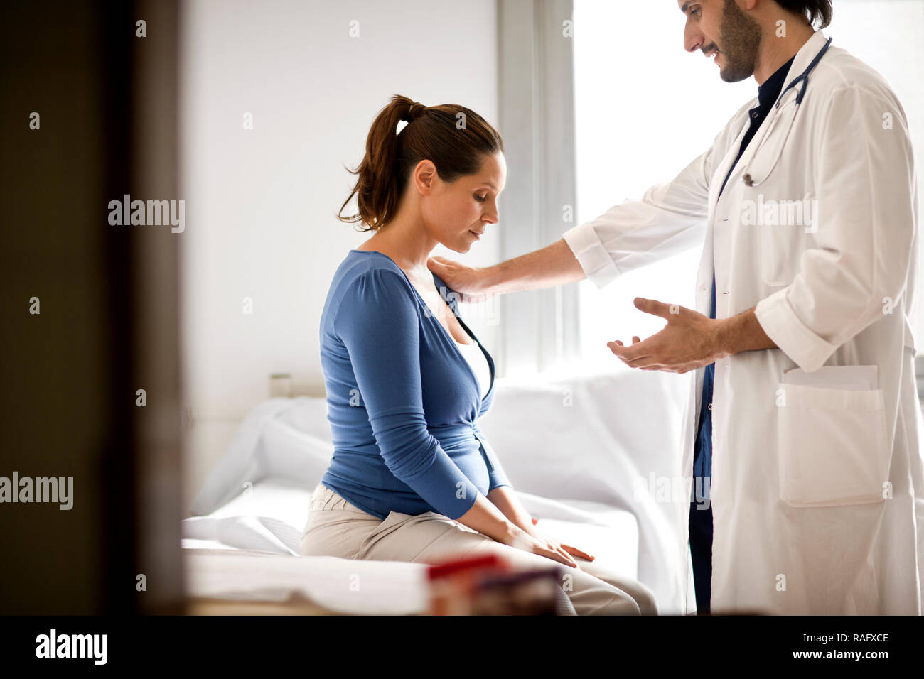 Two receiving bad news hi-res stock photography and images - Alamy