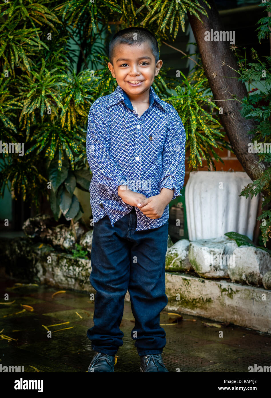 portrait of latin child in Guatemala Stock Photo - Alamy