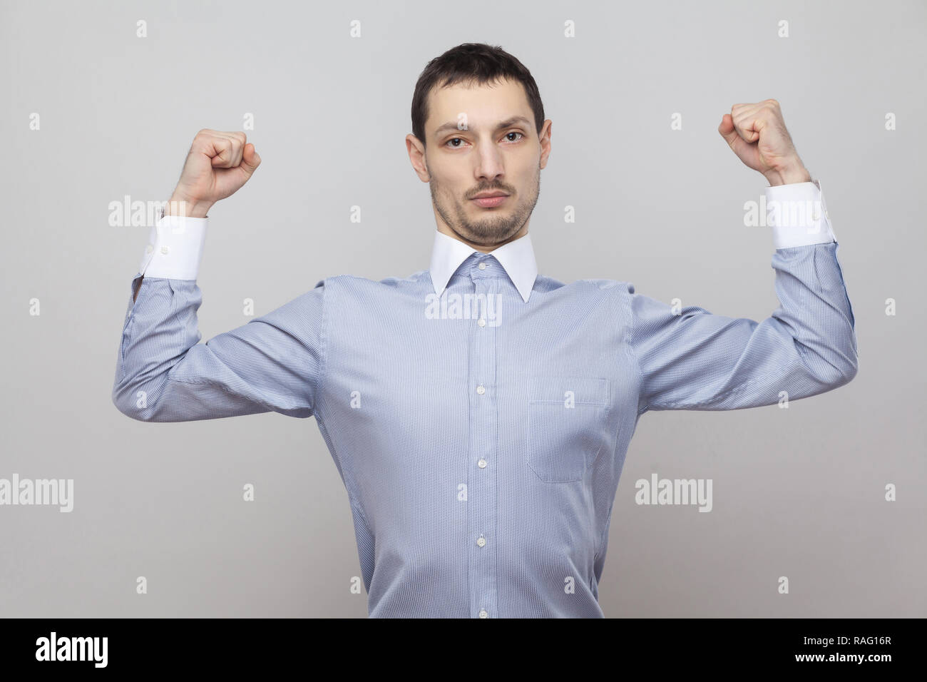 Muscular build worker hi-res stock photography and images - Alamy