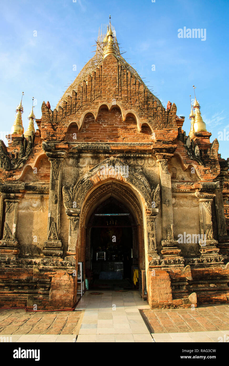 Dhamma Ya Zi Ka Pagoda, Bagan,Myanmar (Burma Stock Photo - Alamy