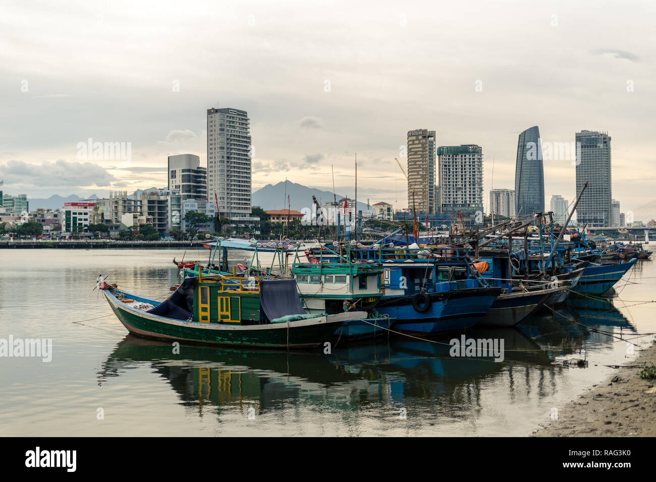 Vietnam river asia tourism travel hi-res stock photography and images ...