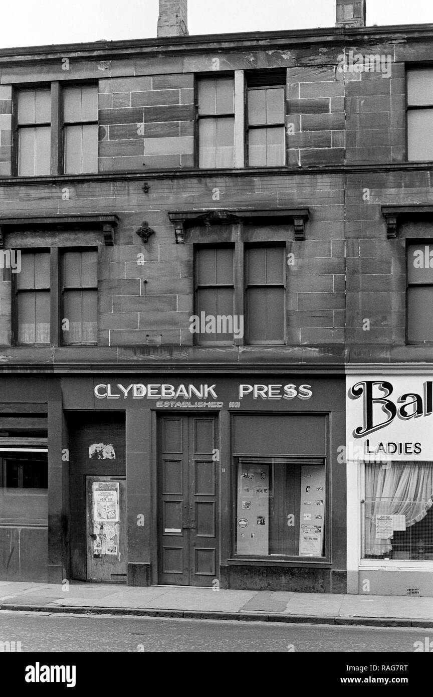 Local Newspaper Stock Photos & Local Newspaper Stock Images - Alamy