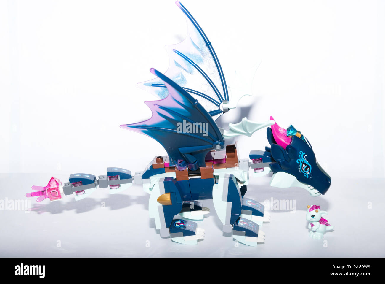 Pink lego hi-res stock photography and images - Alamy