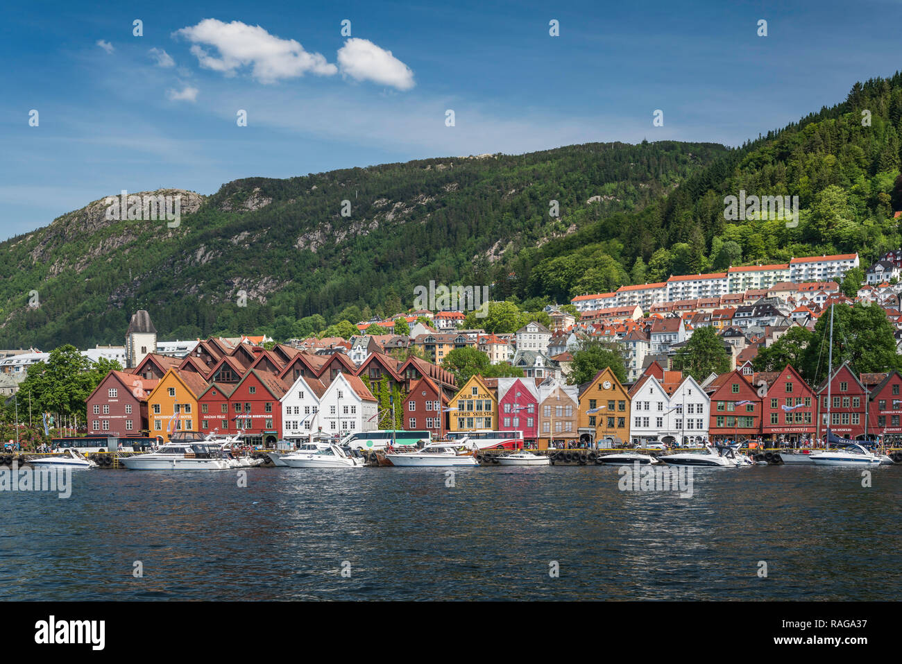 Bergen harbour buildings hi-res stock photography and images - Alamy